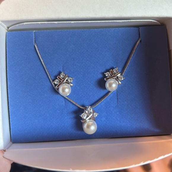Avon | Jewelry | Vintage Avon Gift Set | Poshmark